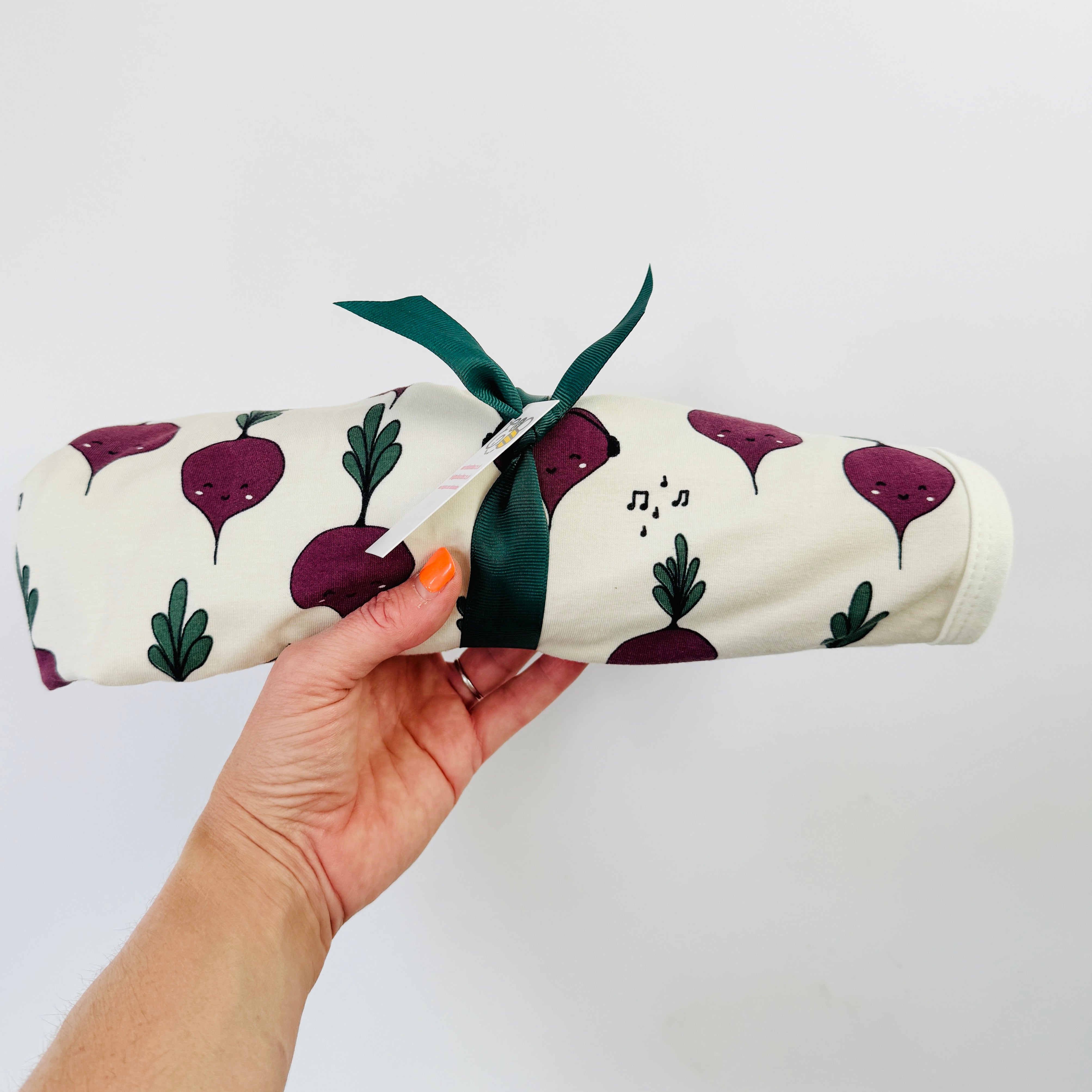 Eddie & Bee organic cotton Baby Pram/ Cot Blanket in Cream " Beetroot"